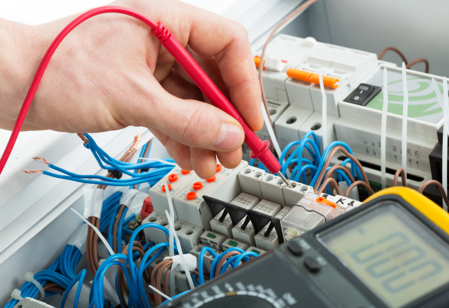 How Important is Electrical Maintenance - Basic electrical maintenance?